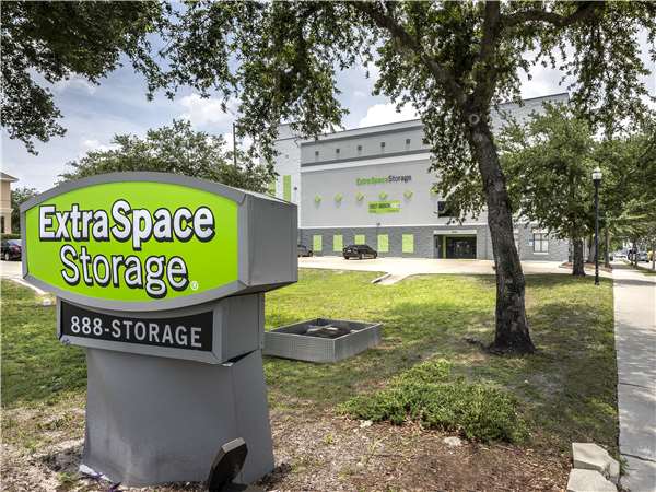 Cheap Storage Units in Tampa, FL (from $5) | Extra Space Storage