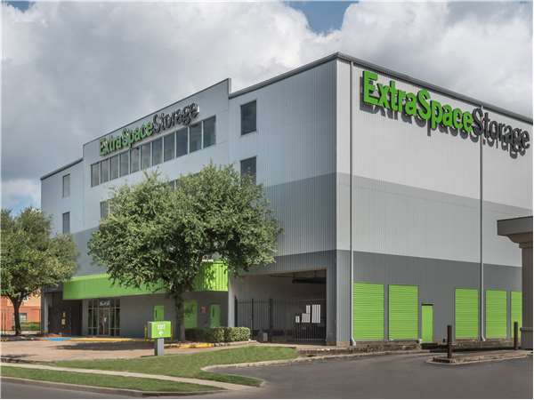 Storage Units in Houston, TX (from $10) | Extra Space Storage