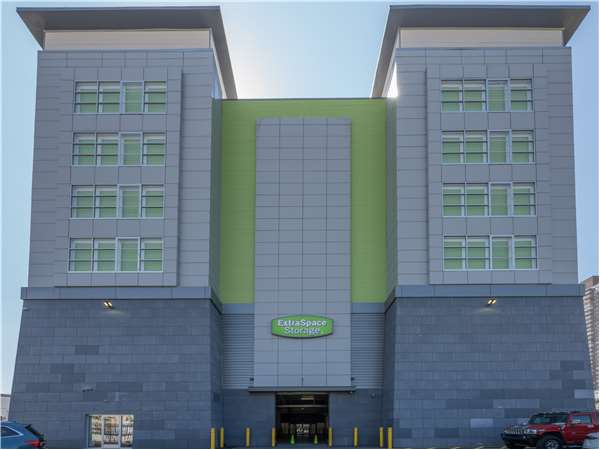 Cheap Storage Units in Brooklyn, NY (from $6) | Extra Space Storage