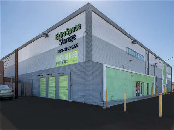 Cheap Storage Units in Phoenix, AZ (from $3) | Extra Space Storage