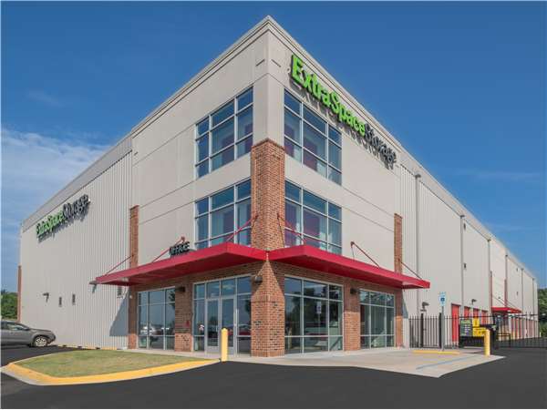 Cheap Storage Units in Greenville, SC (from $23) | Extra Space Storage