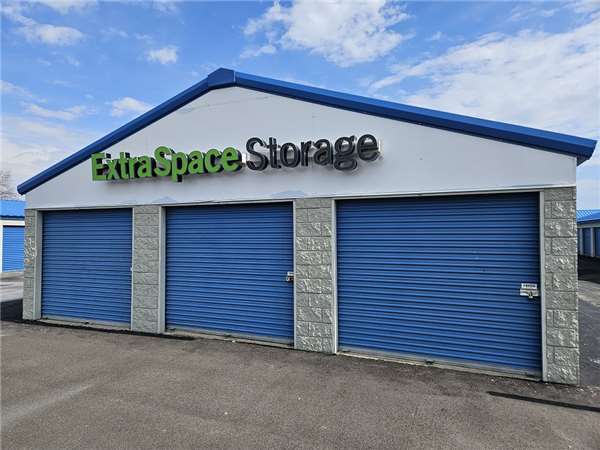 Cheap Storage Units in Edinburgh, IN (from $7) | Extra Space Storage