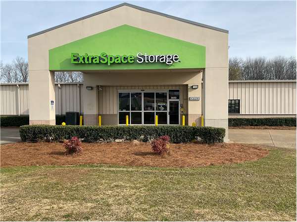 Cheap Storage Units in Montgomery, AL (from $13) | Extra Space Storage