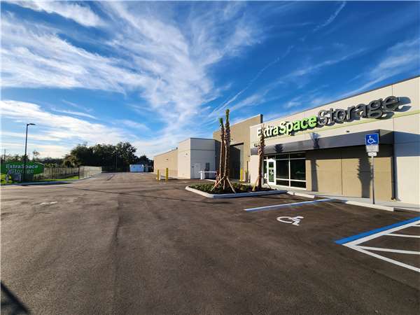 Cheap Storage Units in Bradenton, FL (from $5) | Extra Space Storage