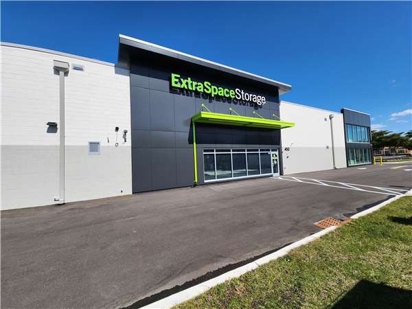 Cheap Storage Units in Bradenton, FL (from $5) | Extra Space Storage