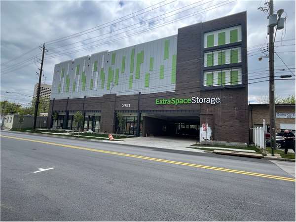 Cheap Storage Units in Rockville, MD (from $5) | Extra Space Storage