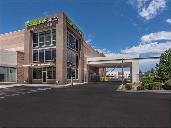 Cheap Storage Units in Albuquerque, NM (from $23) | Extra Space Storage