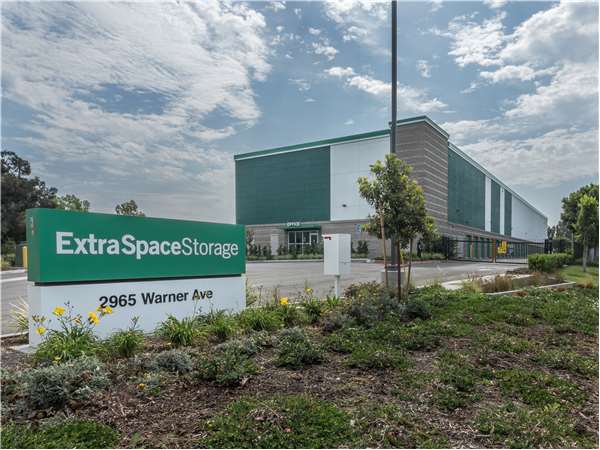 Cheap Storage Units in Irvine, CA (from $10) | Extra Space Storage