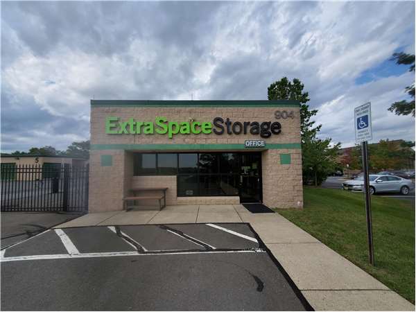 Cheap Storage Units in Frederick, MD (from $5) | Extra Space Storage