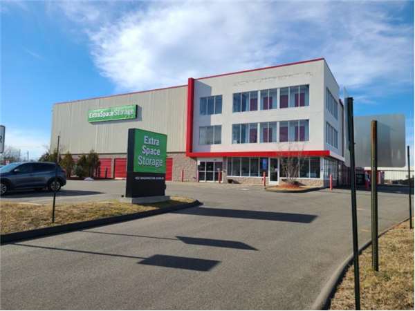 Cheap Storage Units in Bridgeport, CT (from $21) | Extra Space Storage