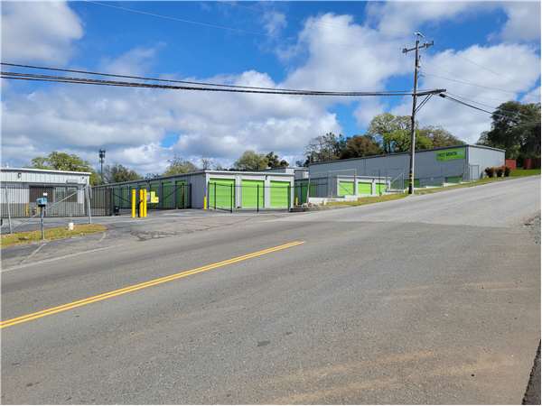 Cheap Storage Units in Auburn, CA (from $15) | Extra Space Storage