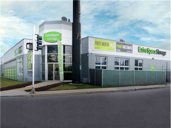 Cheap Storage Units in Chicago, IL (from $6) | Extra Space Storage