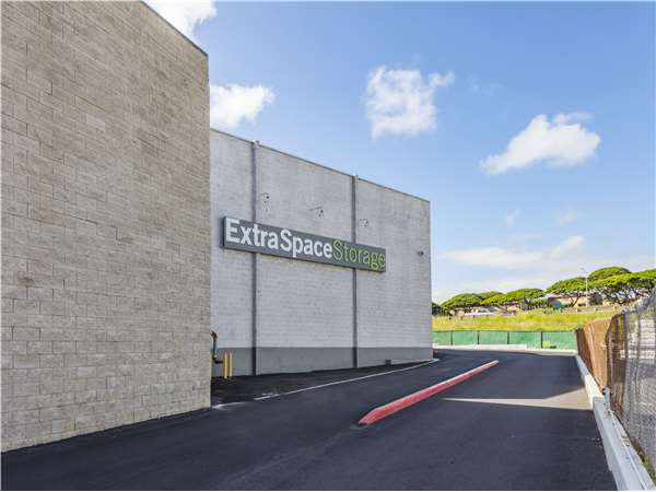 Cheap Storage Units in Honolulu, HI (from $13) | Extra Space Storage