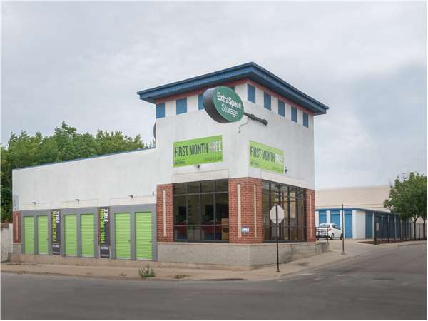 Cheap Storage Units in Chicago, IL (from $6) | Extra Space Storage